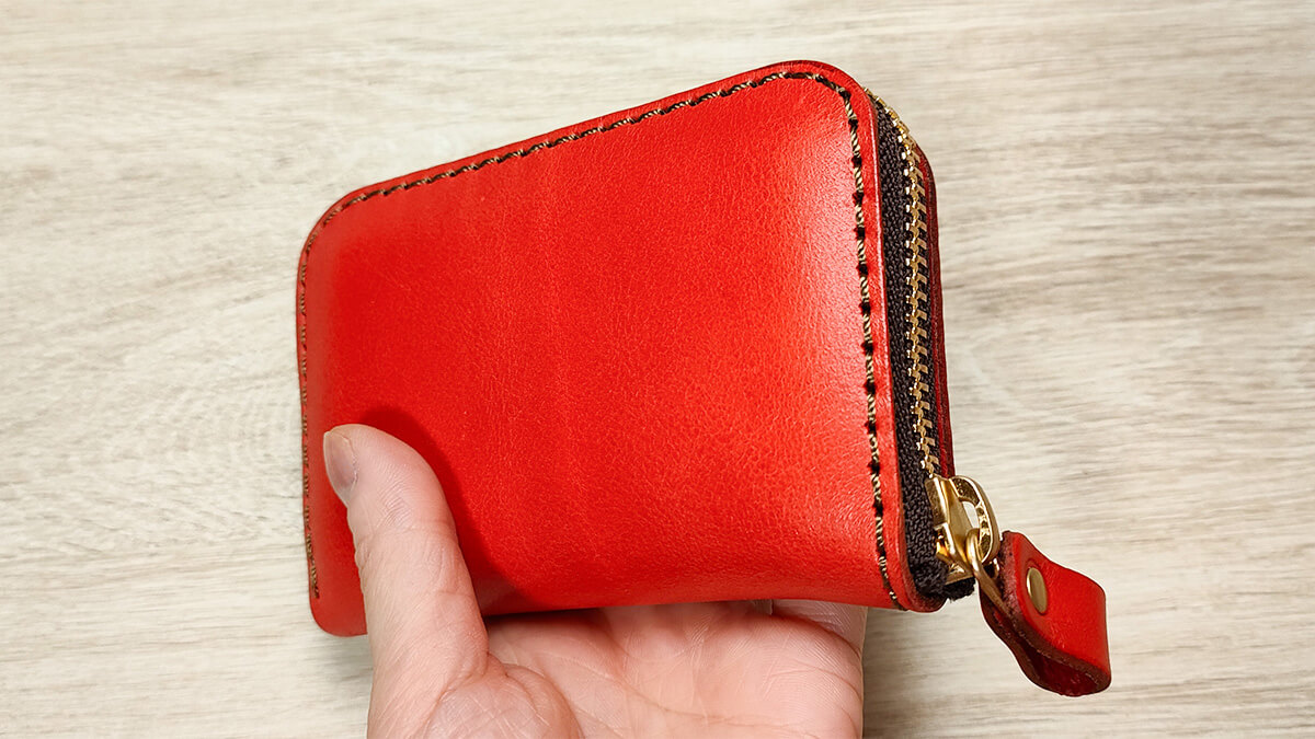 【レビュー】"HERZ"コンパクト財布(KK-59)レッドを購入！